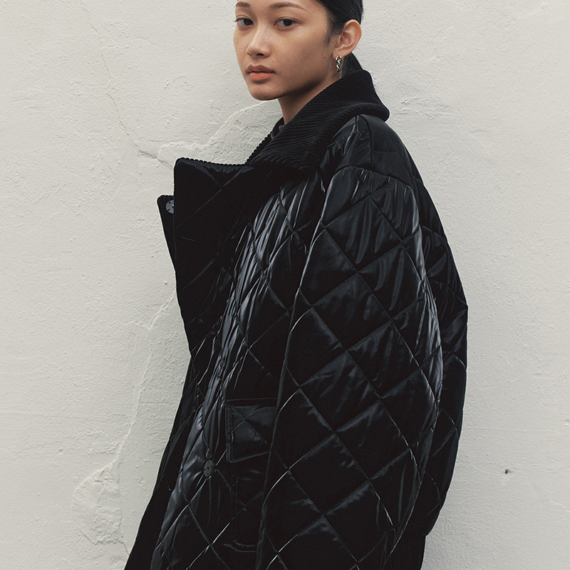 HIGH-NECK HALF-PADDING JUMPER BLACK MBDFPD002BK - HAGO(하고)
