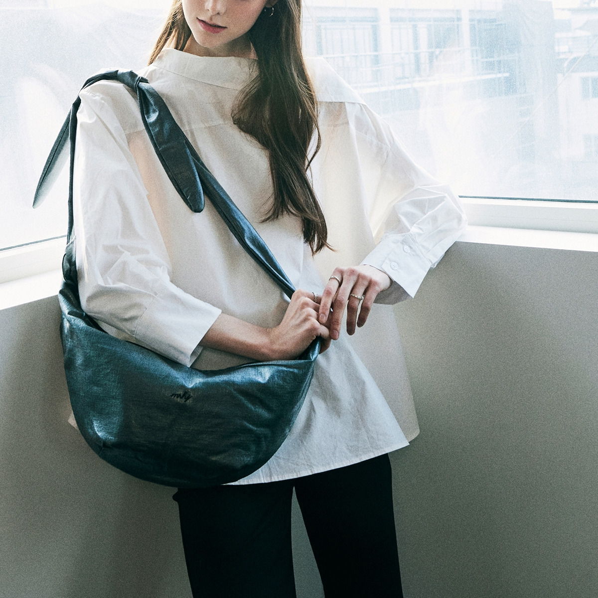 지니아 크루아상 크로스백_2colors - HAGO(하고)