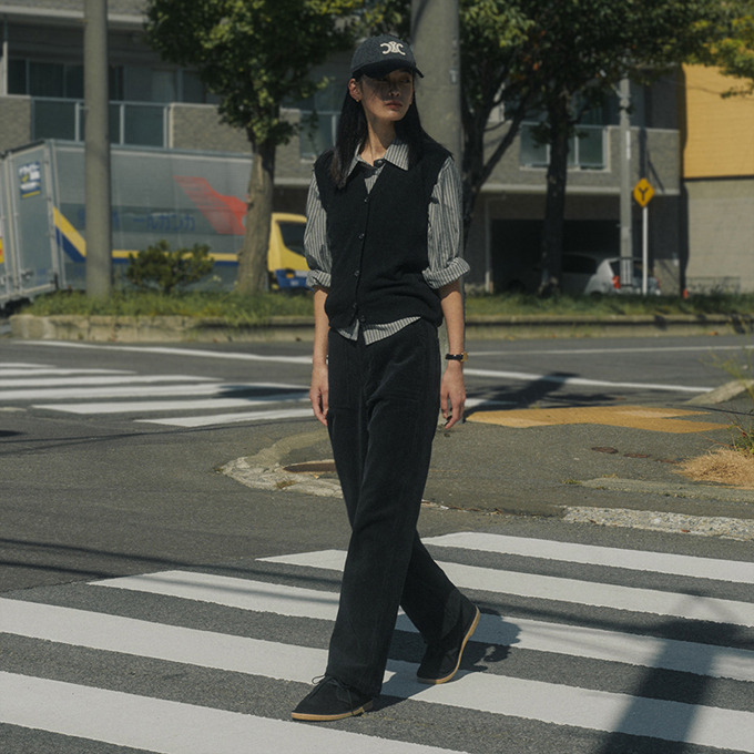 EMMA WOOL KNIT VEST_BLACK - 하고(HAGO)