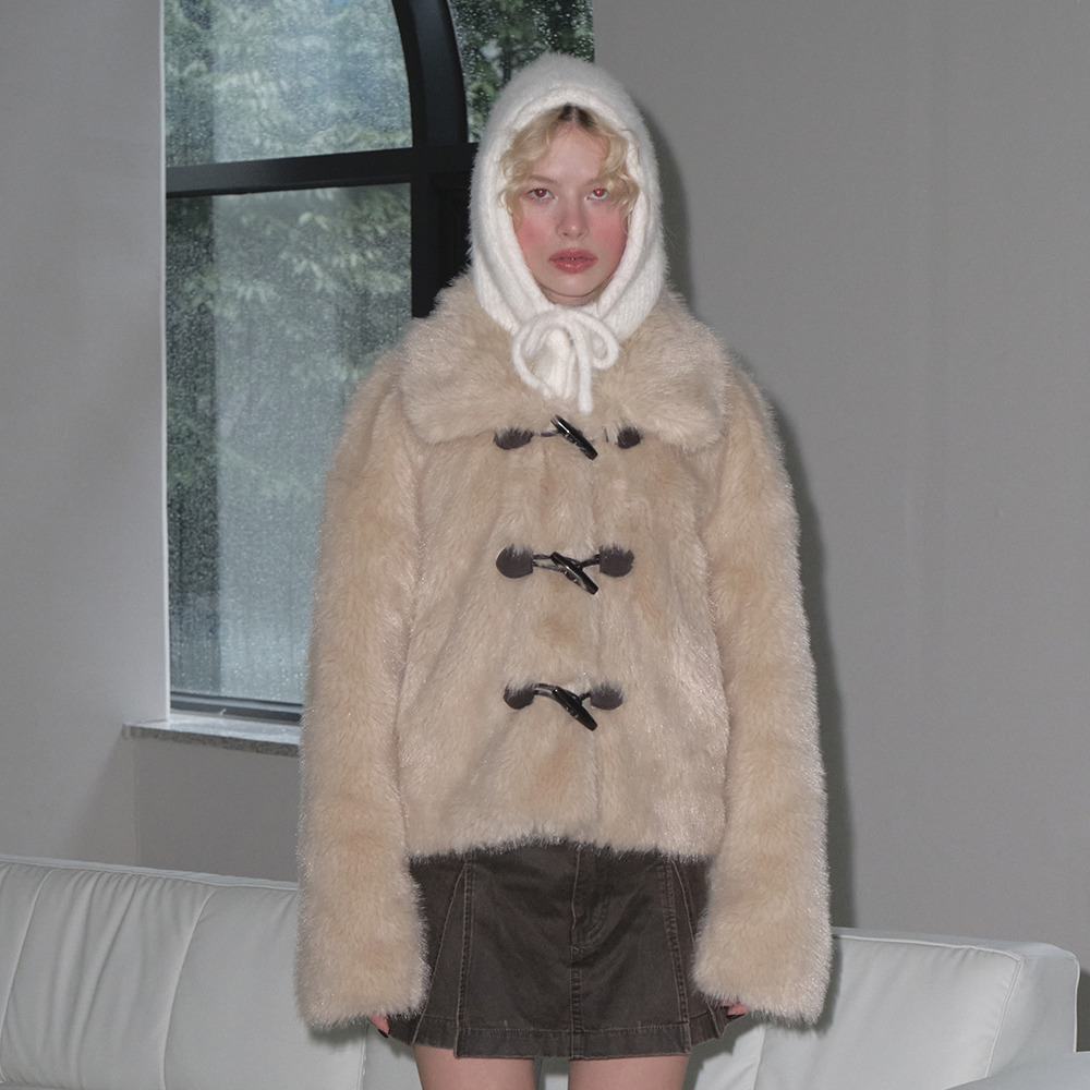 TOGGLE FUR JACKET (BEIGE) - 하고(HAGO)