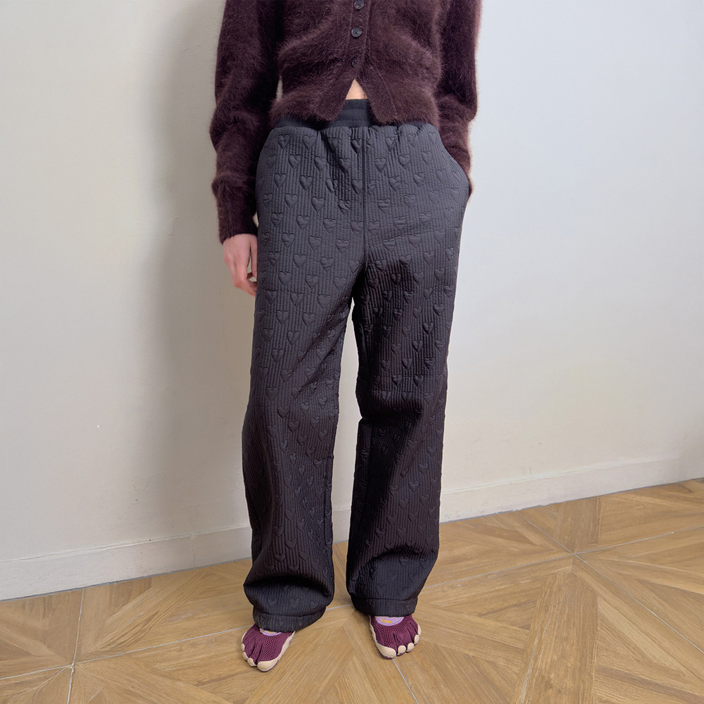 HEART STITCHED PADDING PANTS (black) - 하고(HAGO)