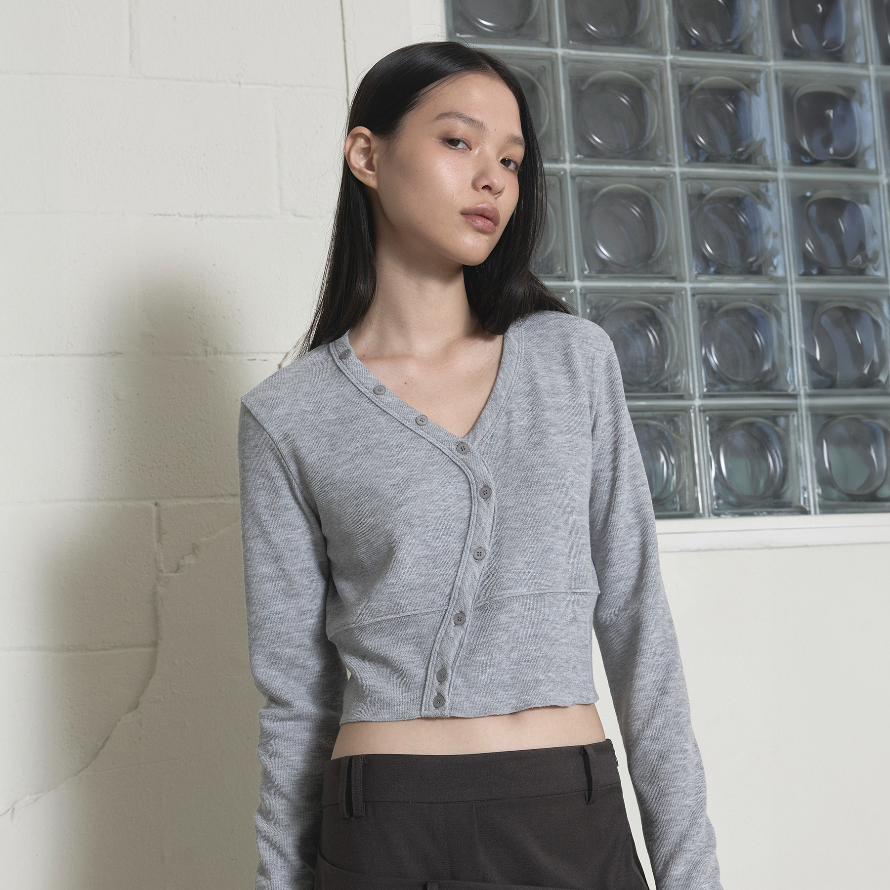 [ESSENCIAL] CURVE CARDIGAN - GREY - HAGO(하고)