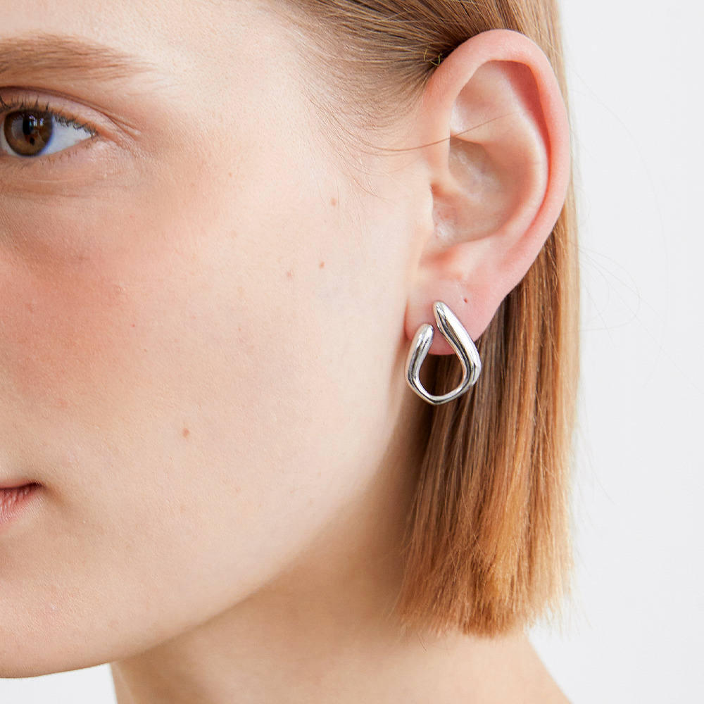 bend polka dots earrings (E041_silver) - HAGO(하고)