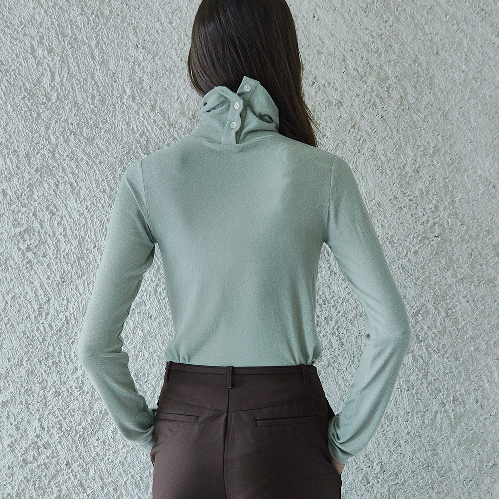 BUTTON DETAILED TURTLE-NECK / MINT - HAGO(하고)