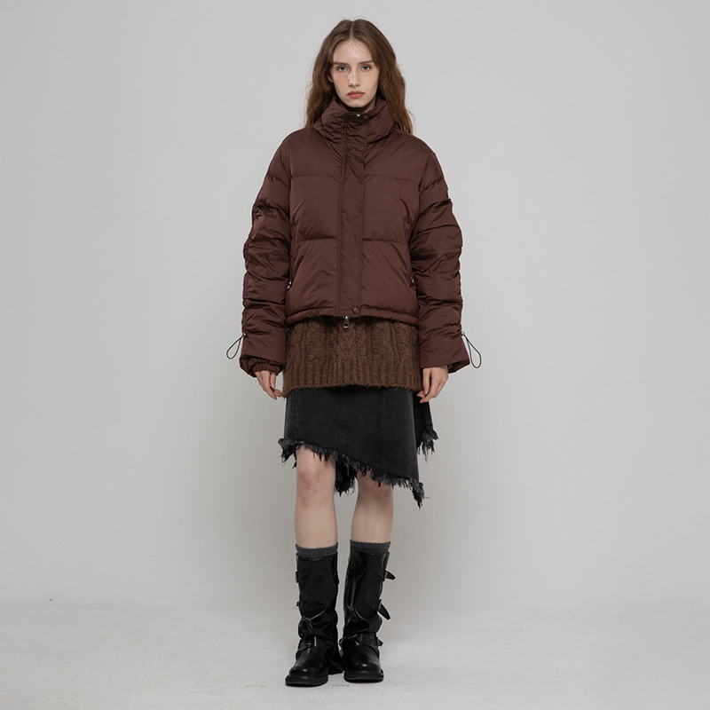 DUCK DOWN 9010 HIGH NECK CROP PADDING JUMPER BRWON - 하고(HAGO)