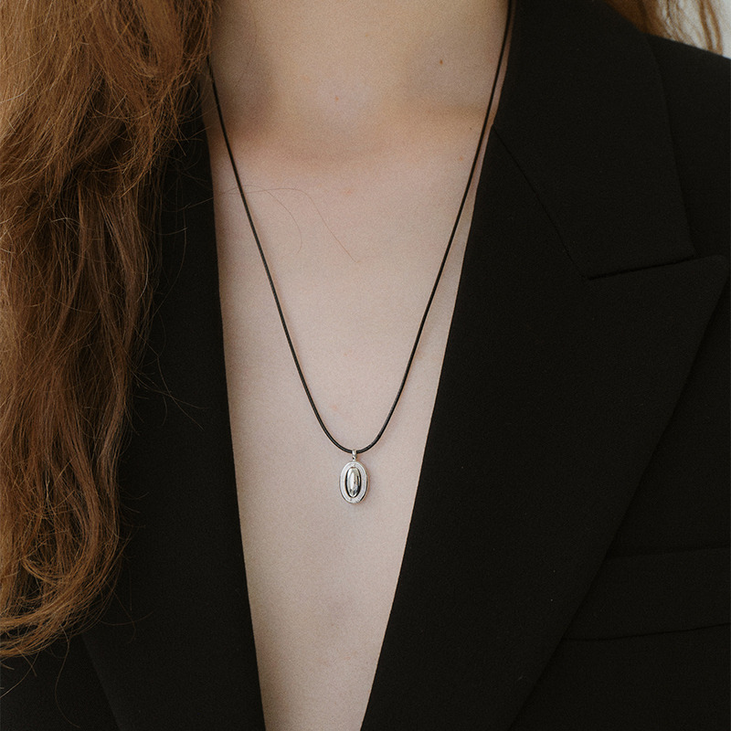 [Silver 925] Oval Necklace (SILVER) - 하고(HAGO)