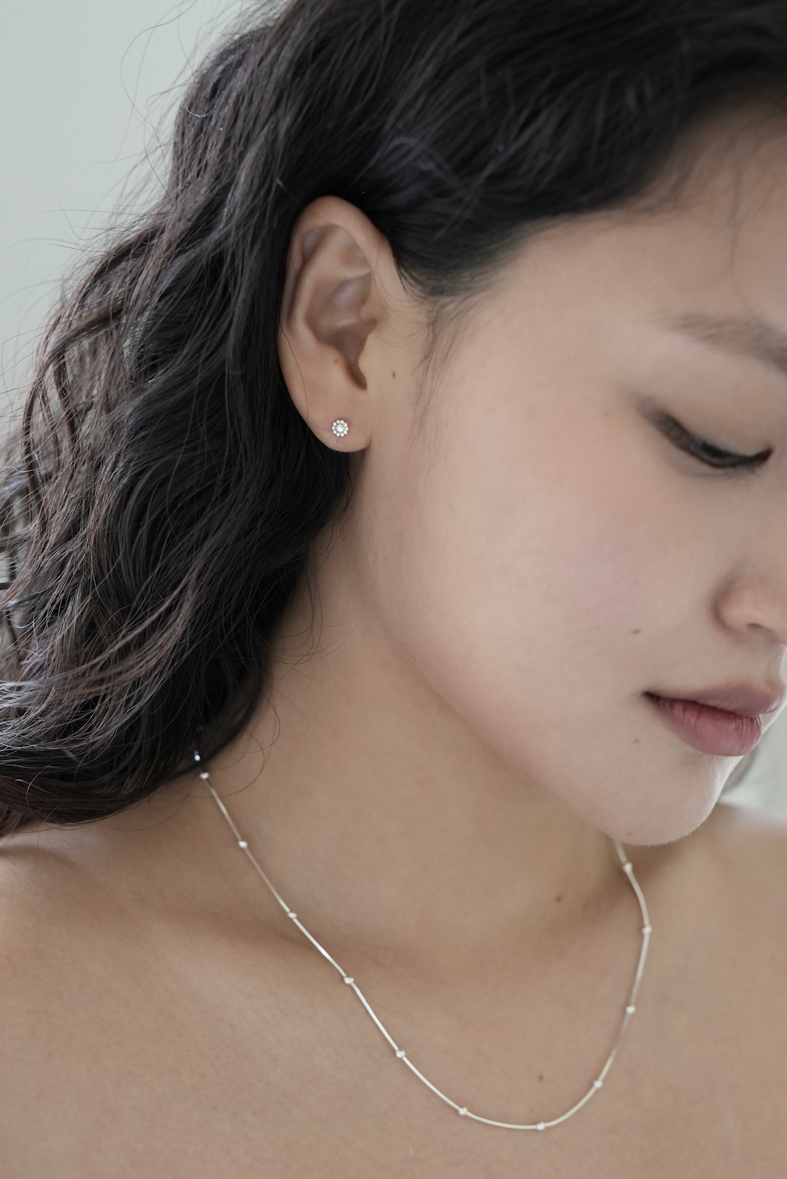 [925 Silver] Dot Line Necklace (Silver) - 하고(hago)