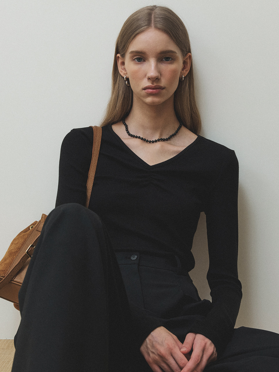 Shirring ribbed T-shirt_Black - HAGO(하고)