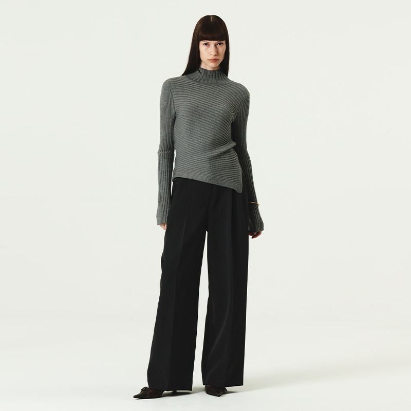 BACK YOKE DETAIL WIDE TROUSER IN CHARCOAL - HAGO(하고)