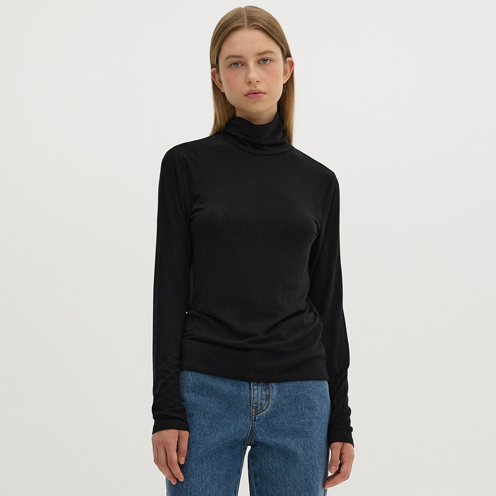 Warmer Turtleneck T-shirts_Black - 하고(HAGO)