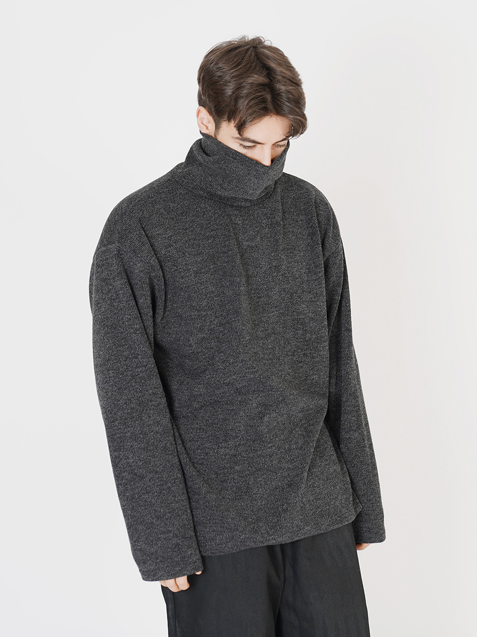 Wide Pola Neck Knit (Chacoal) - 하고(HAGO)