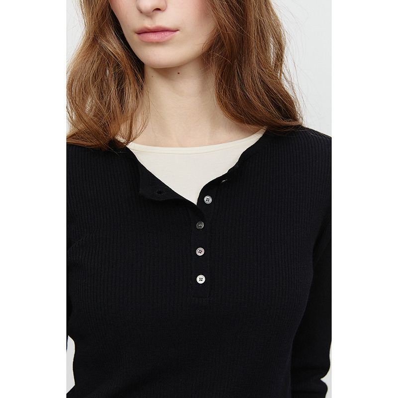 BUTTONED ROUND-NECK KNIT TOP BLACK_UDSW5A205BK - HAGO(하고)