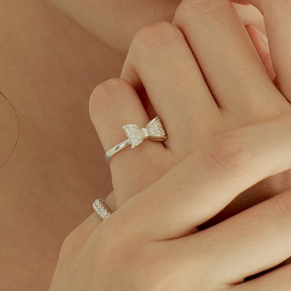[925silver]Sparkling cubic ribbon ring - 하고(HAGO)