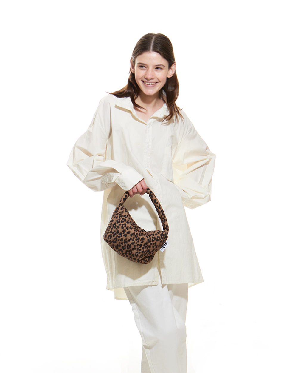 Padded Leopard Pouch Bag (Brown) - 하고(HAGO)