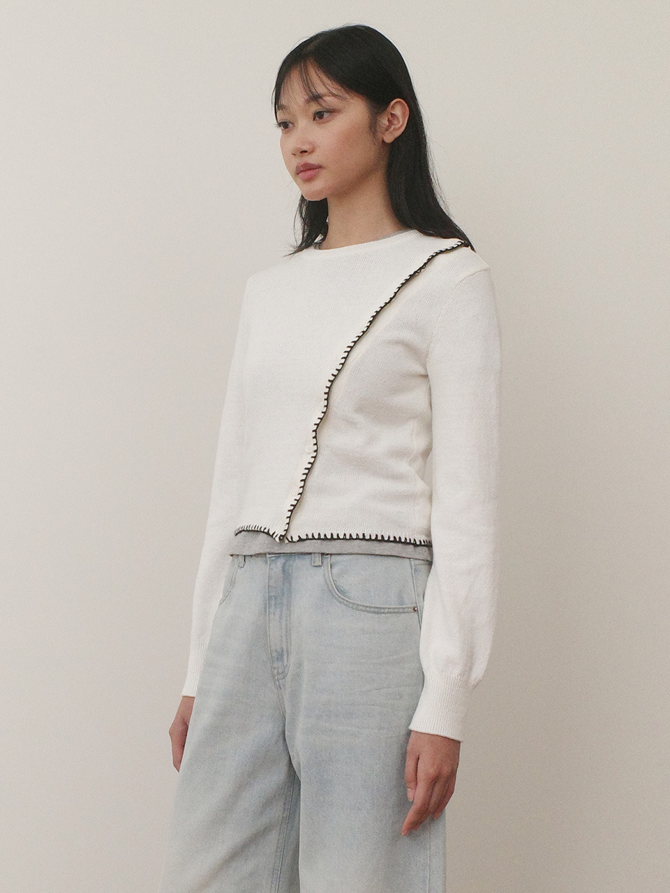 DIAGONAL BUTTON KNIT - WHITE - HAGO(하고)
