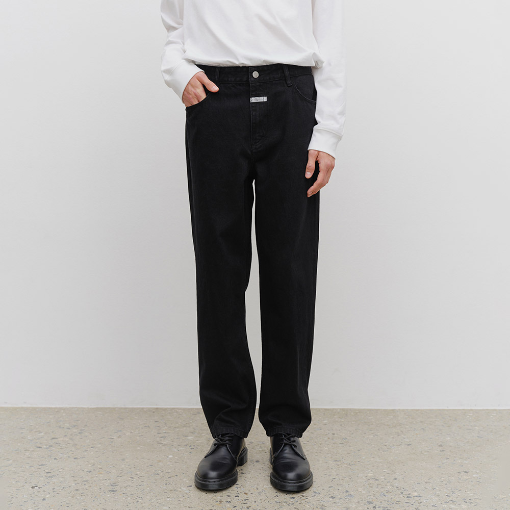 M SLIM STRAIGHT DENIM PANTS matt black - HAGO(하고)