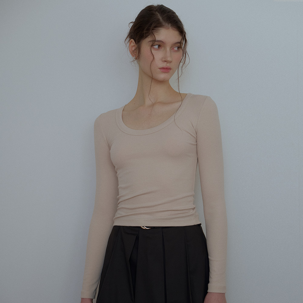 Scoop Long Sleeve [Beige] - 하고(HAGO)