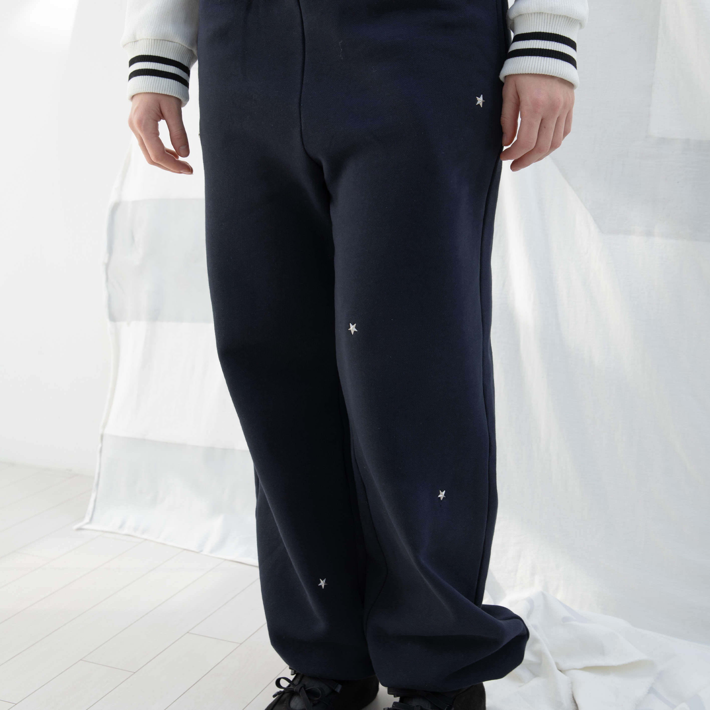 STAR RIVET SWEATPANTS (NAVY) - HAGO(하고)