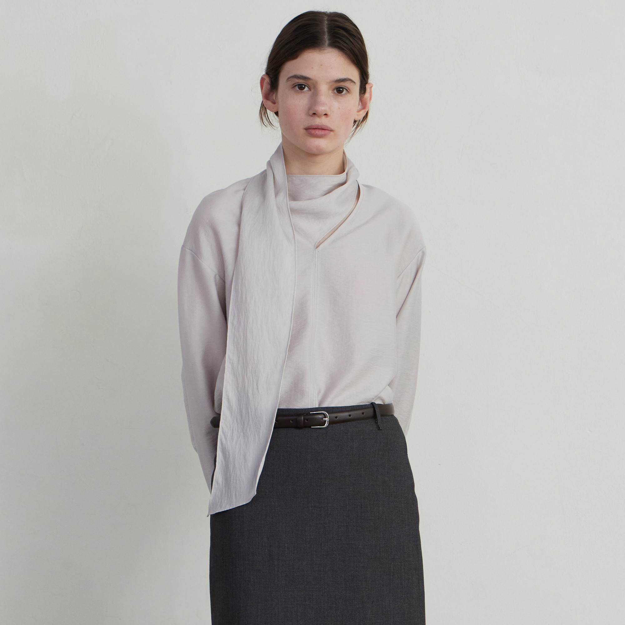 SCARF TIE BLOUSE - GRAY - HAGO(하고)