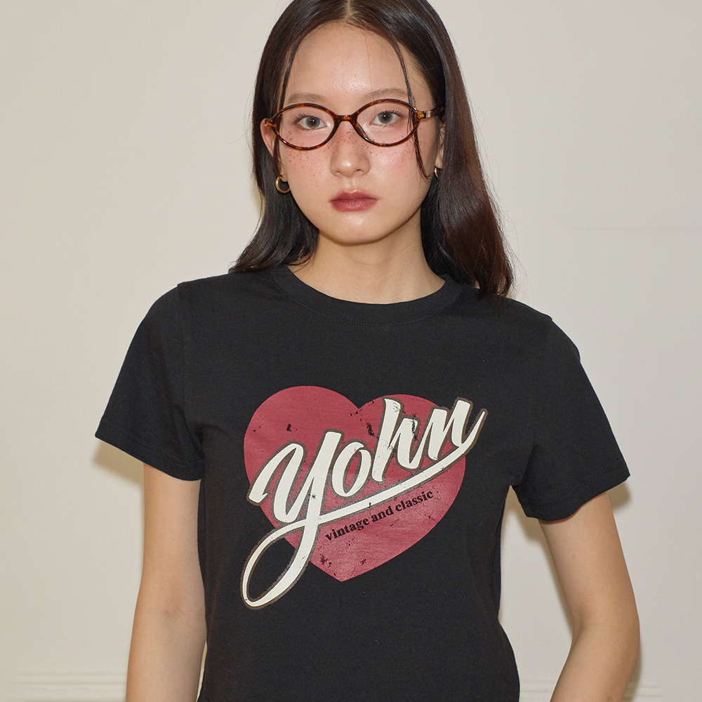 Vintage Heart Crop T_ Black - HAGO(하고)