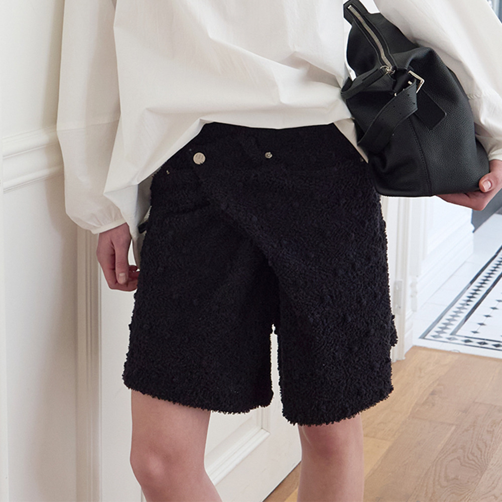 Lace bermuda half pants - 하고(HAGO)