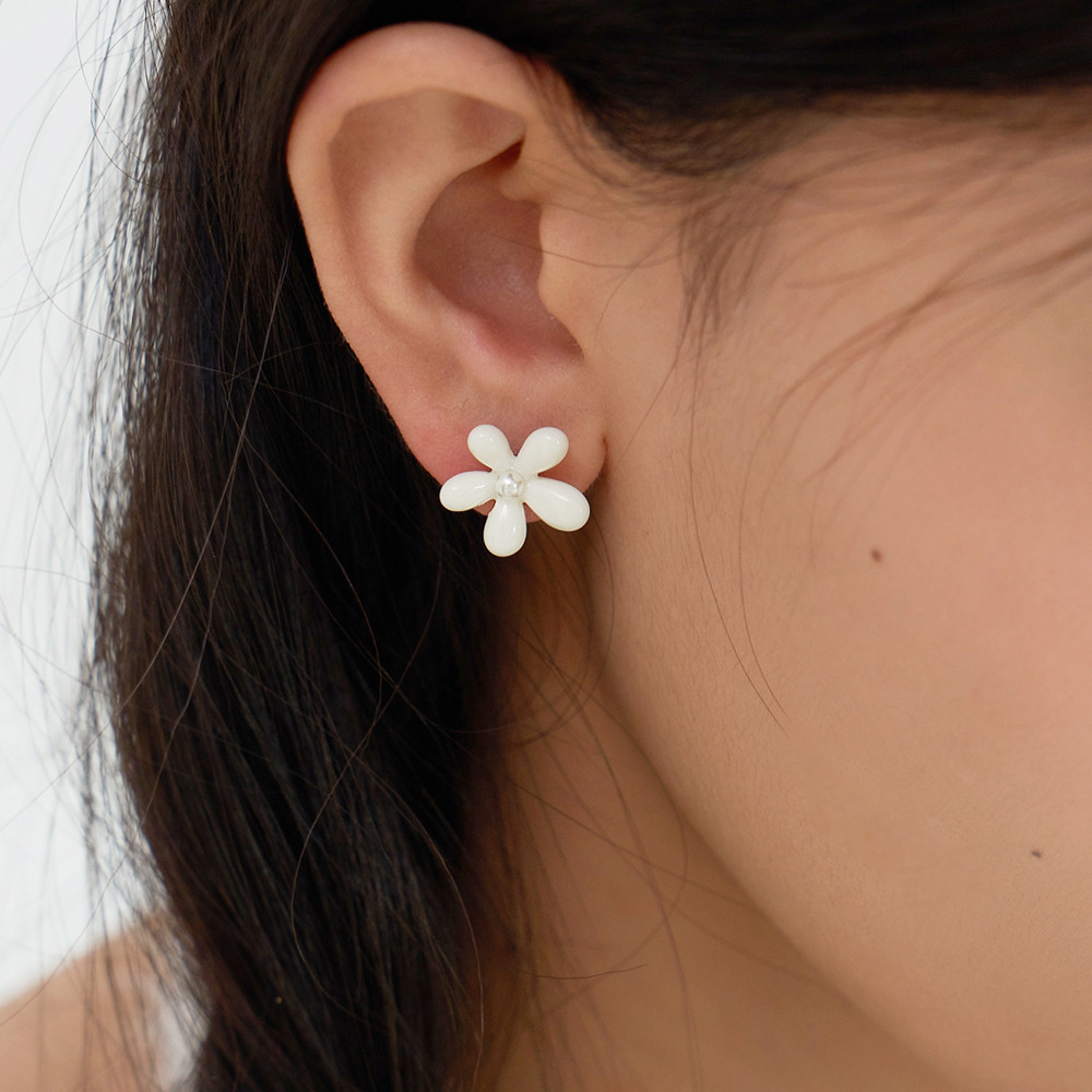 chubby flower earrings (3colors) - HAGO(하고)