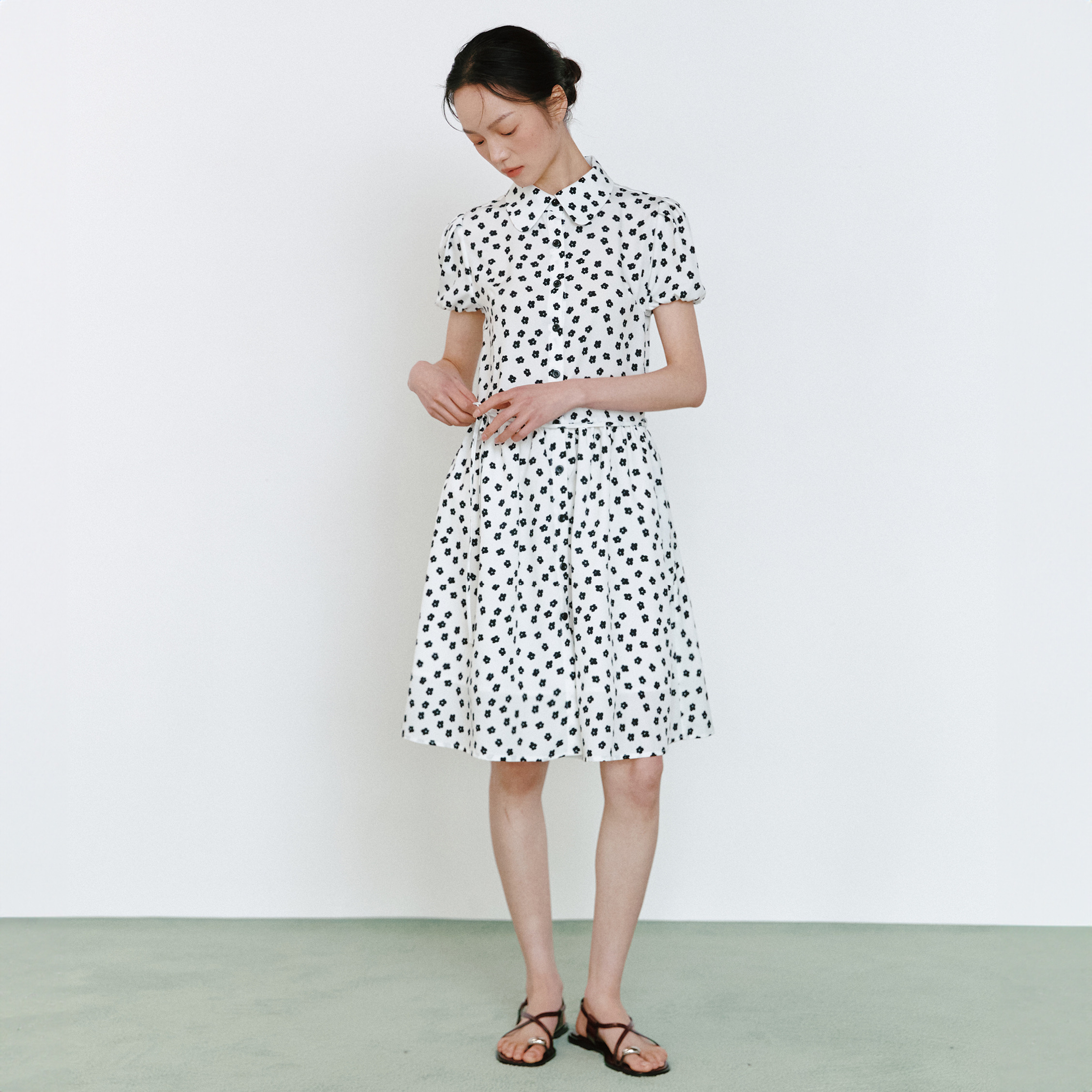 Hazel Flower Collar One-piece_flower dot - HAGO(하고)