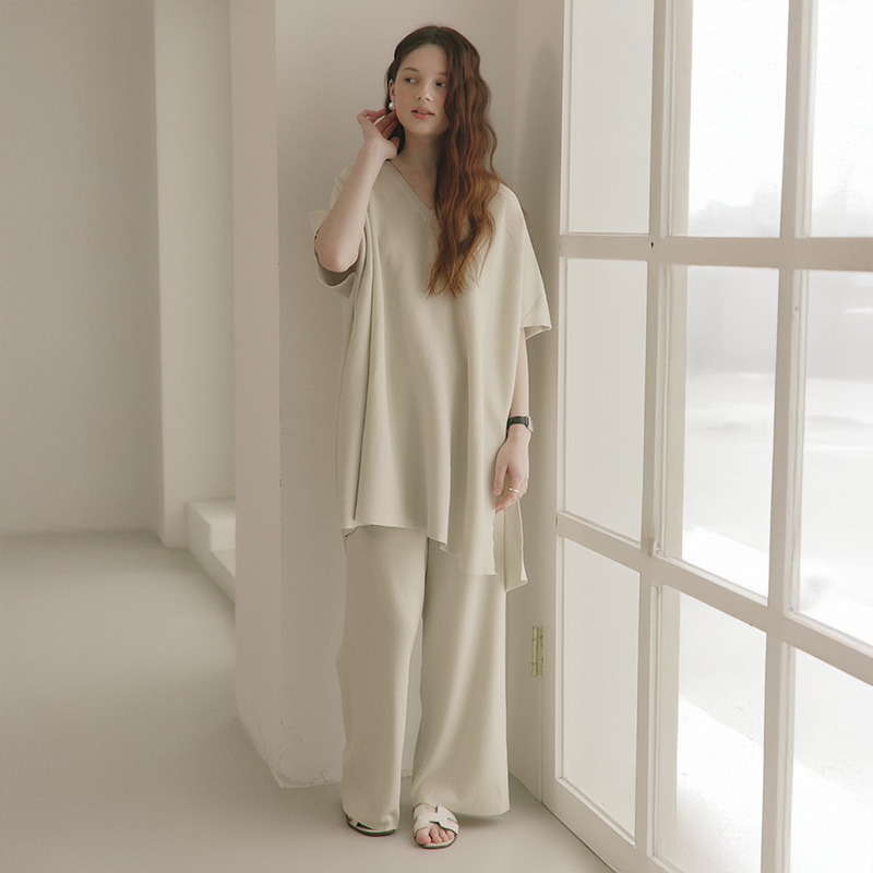 편안한 브이넥 니트 & 팬츠 SET (2COL) Y5T033 - HAGO(하고)