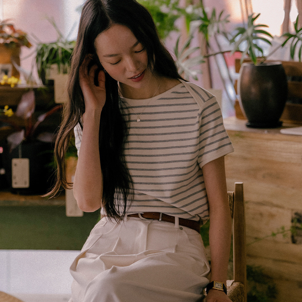 Bunny half sleeve volume ringer t-shirt_Melange - 하고(HAGO)