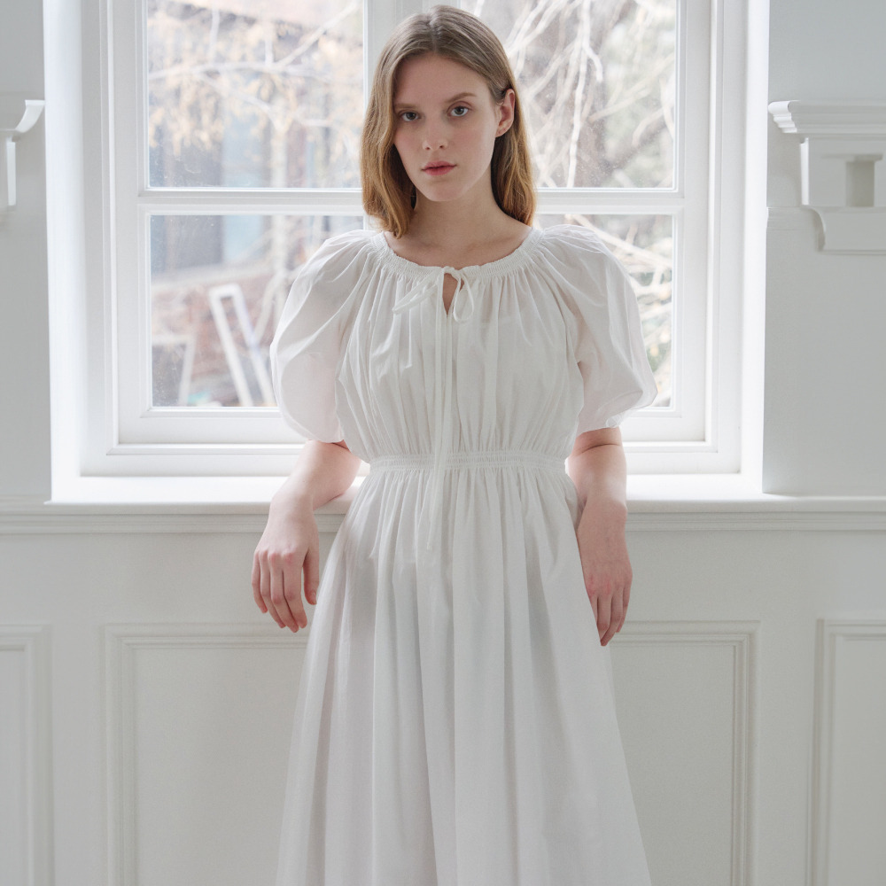 벌룬 슬리브 셔링 드레스_2COLOR - HAGO(하고)