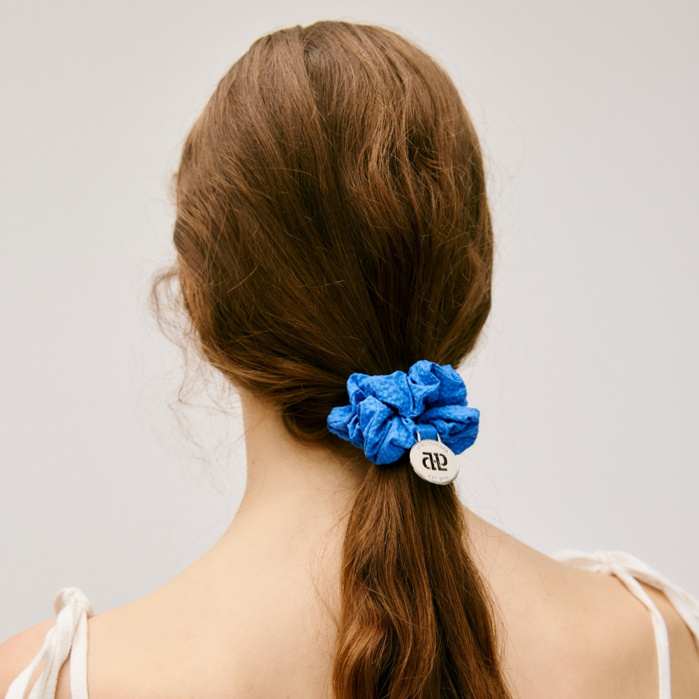 coin charm scrunchie - blue - HAGO(하고)