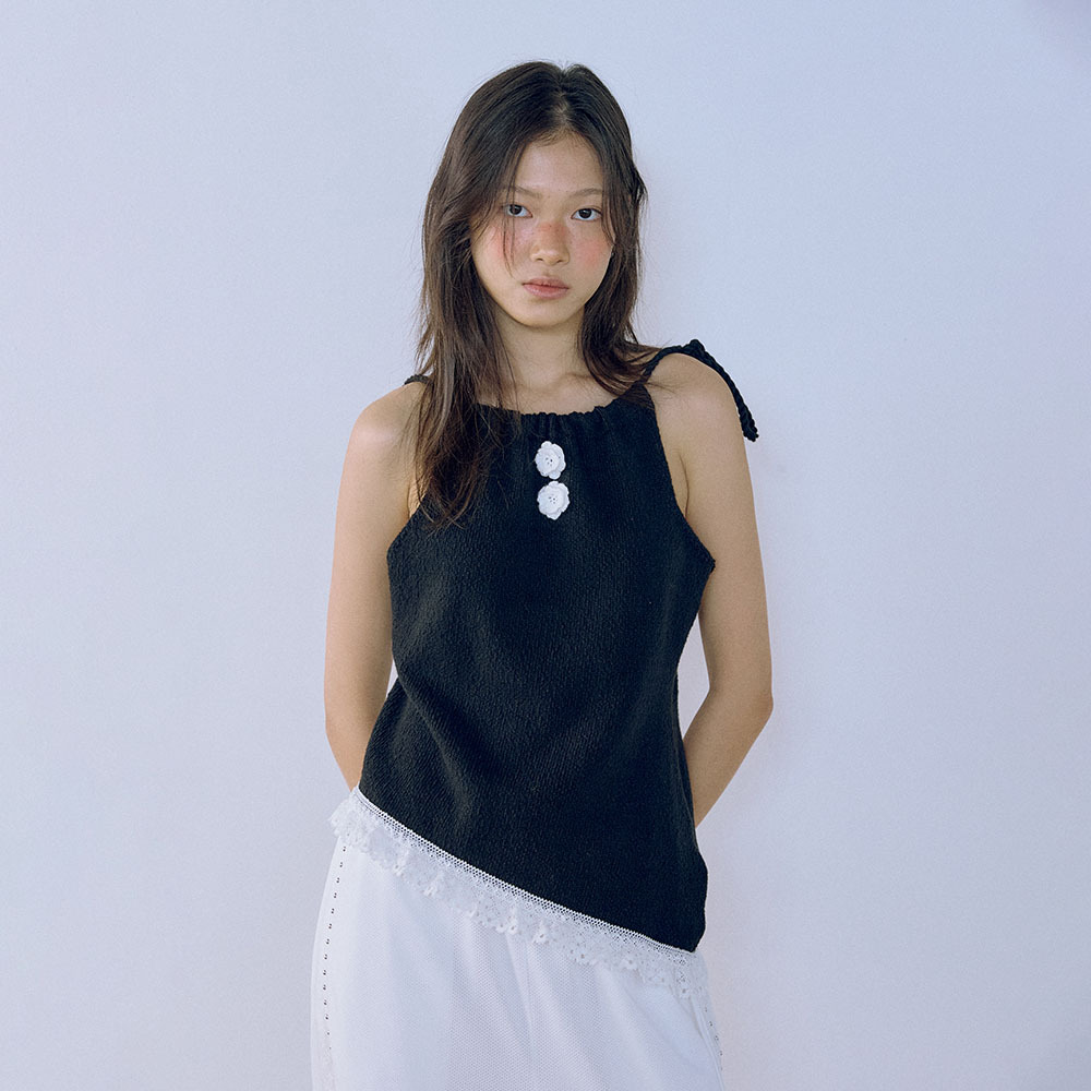 Cotton Flower Loop Top_Black - HAGO(하고)