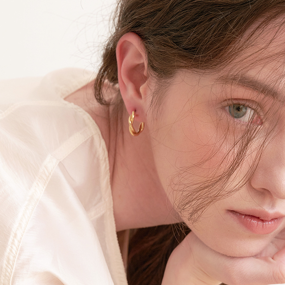 twist line one touch ring earrings (E048_gold) - 하고(HAGO)