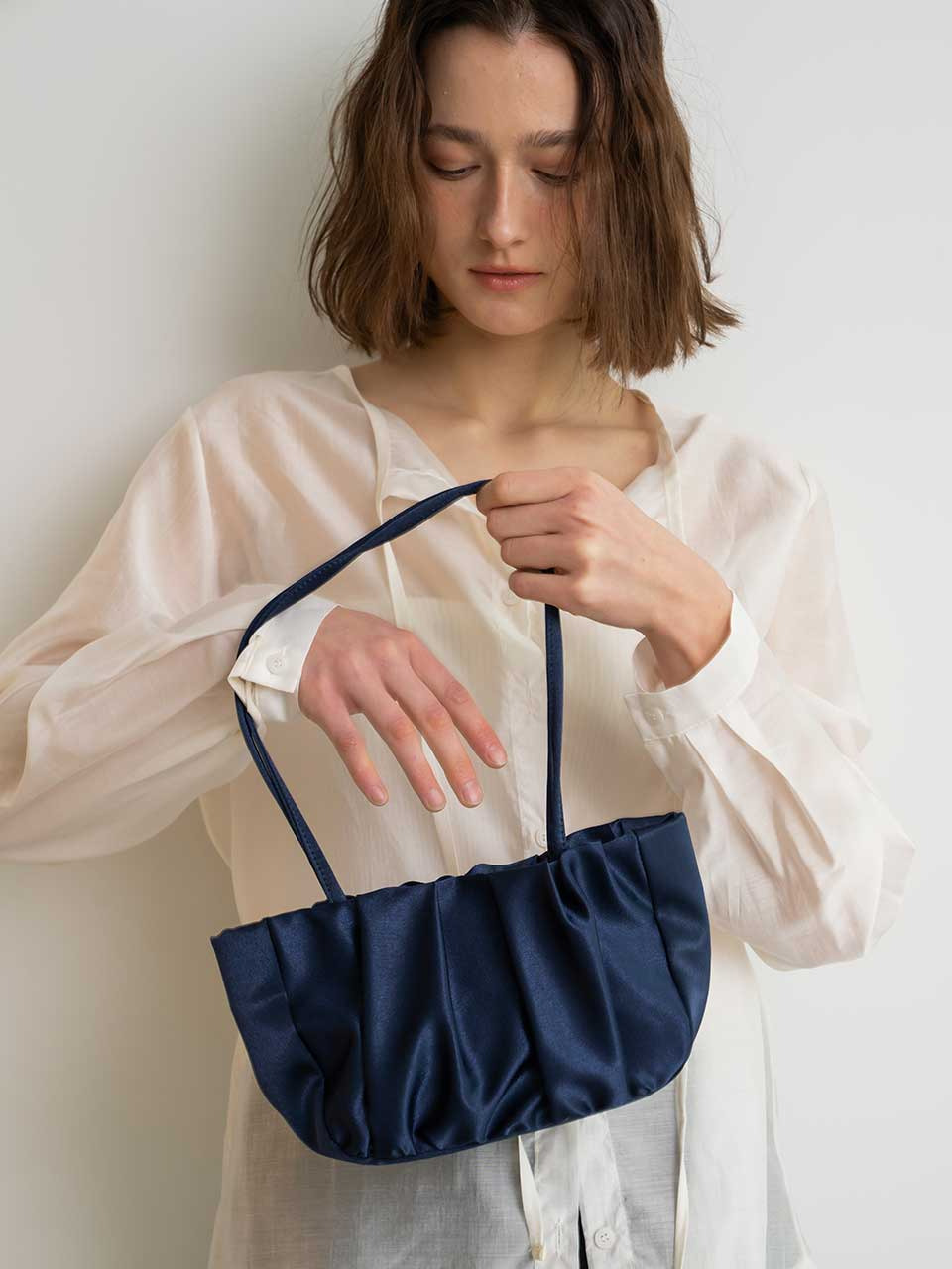 Dia Shoulder Bag_Navy - HAGO(하고)