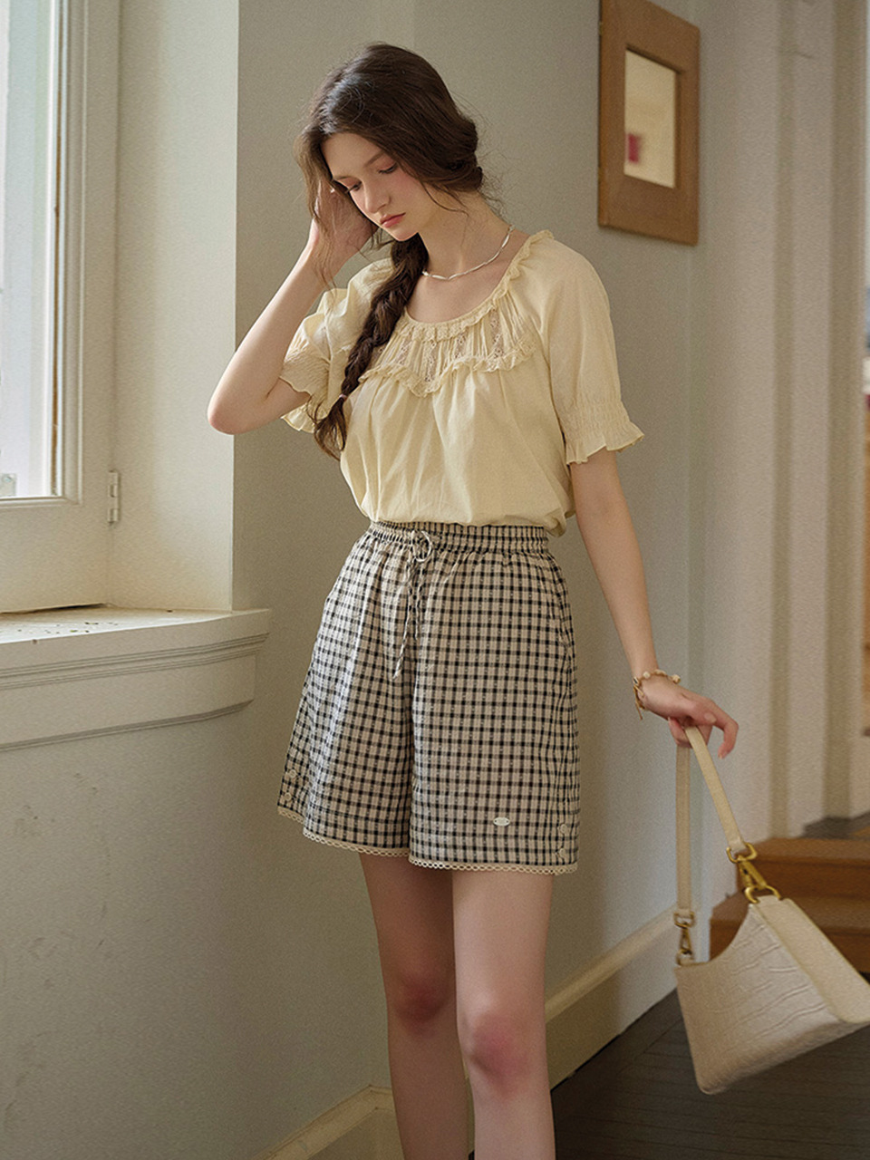 05/08 예약배송_SR_Playful check ruffle pants - HAGO(하고)