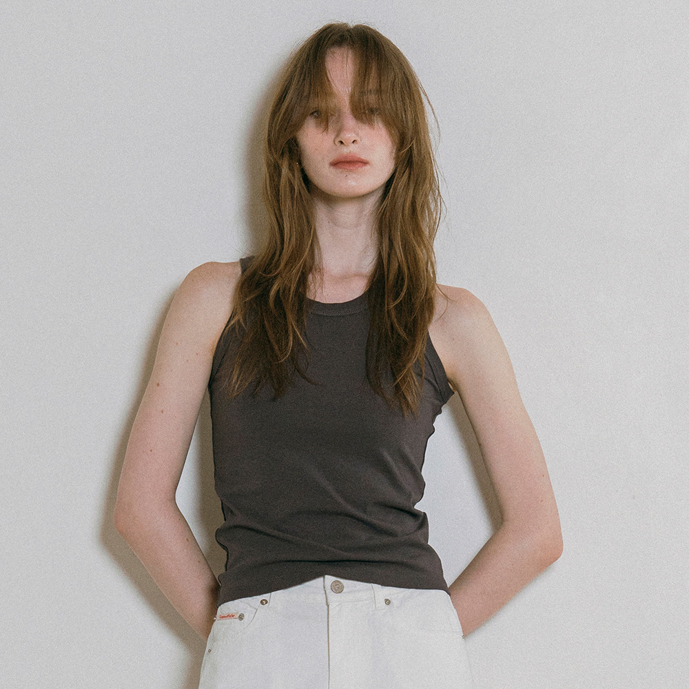 A3531 라운드 슬리브리스_Charcoal - HAGO(하고)