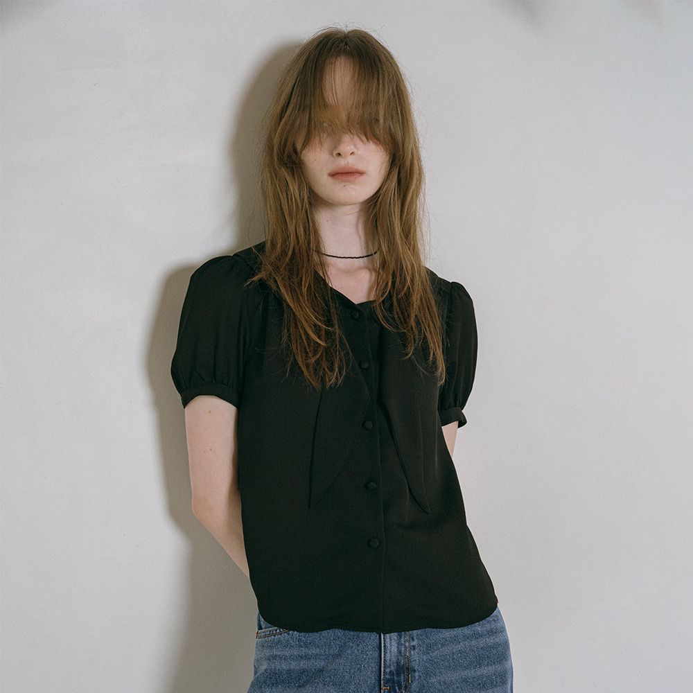 A3535 세일러 타이 블라우스_Black - HAGO(하고)