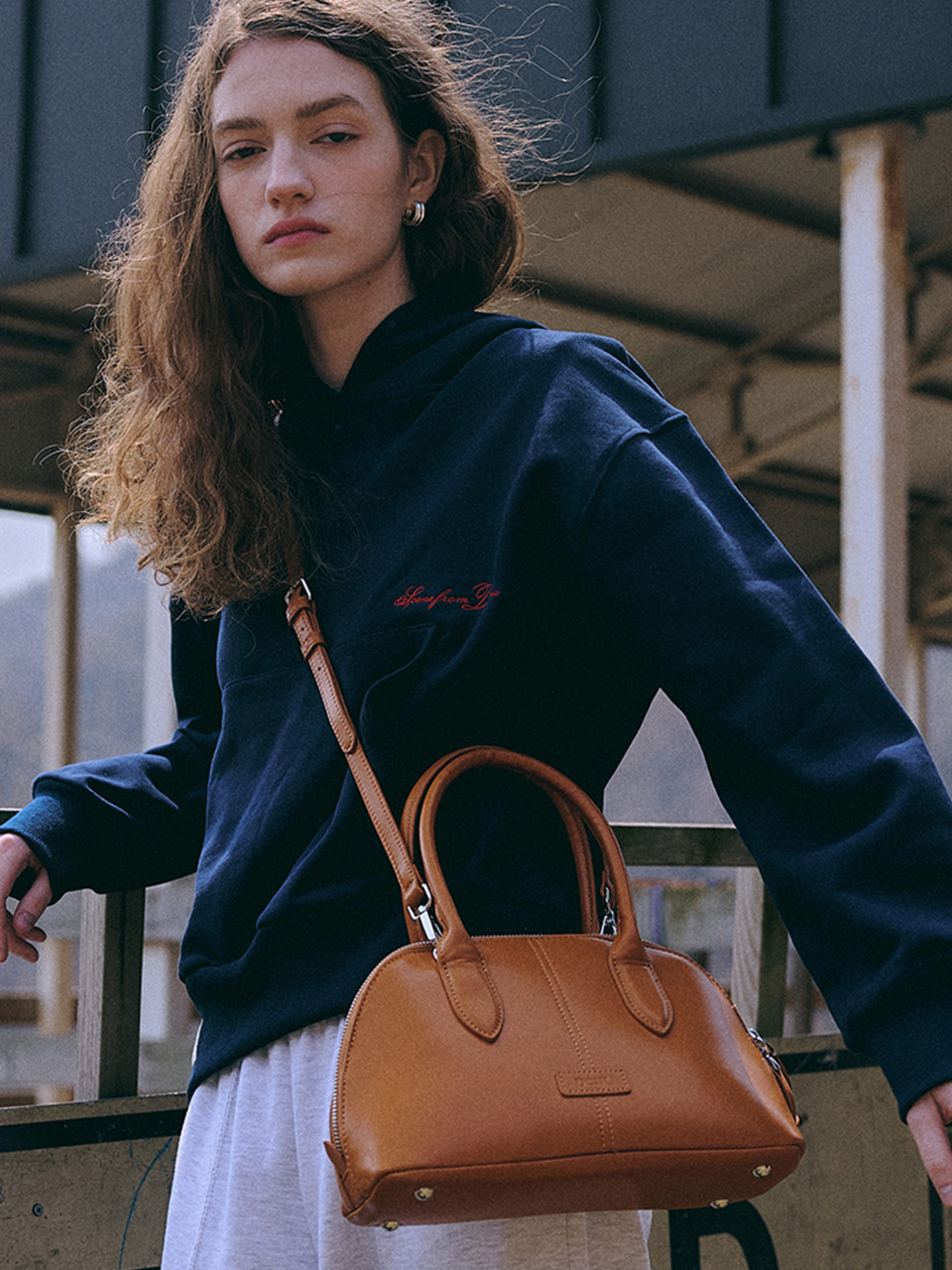 Ellen City Tote Bag [ Glossy CAMEL ] - HAGO(하고)