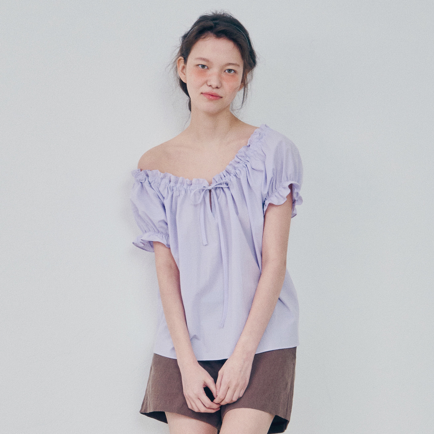 오프숄더 스트랩 블라우스_Lavender - HAGO(하고)