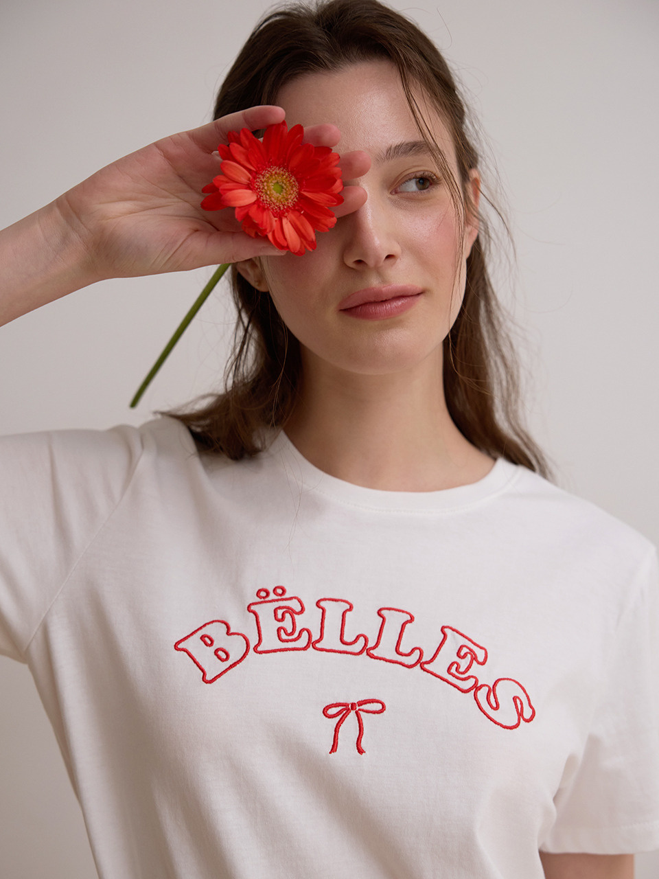 Graphic round t shirt - White - HAGO(하고)