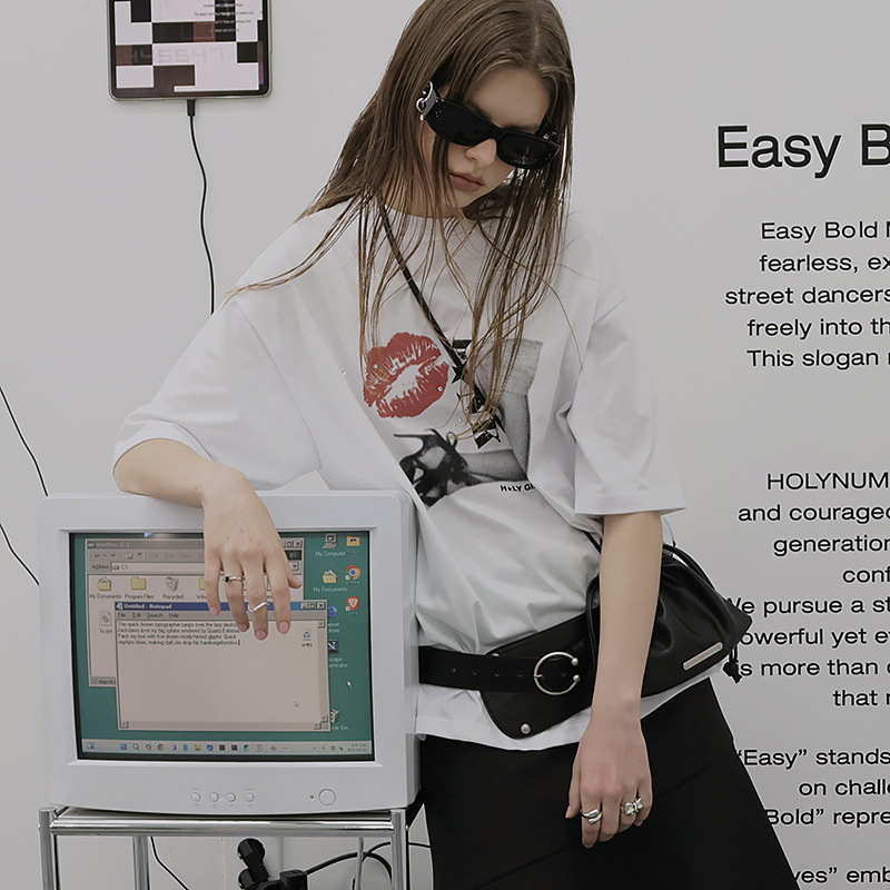 OVERSIZED HIP HOP DANCE STUDIO PUNK GRAPHICS SHORT SLEEVE T-SHIRT _ WHITE - HAGO(하고)