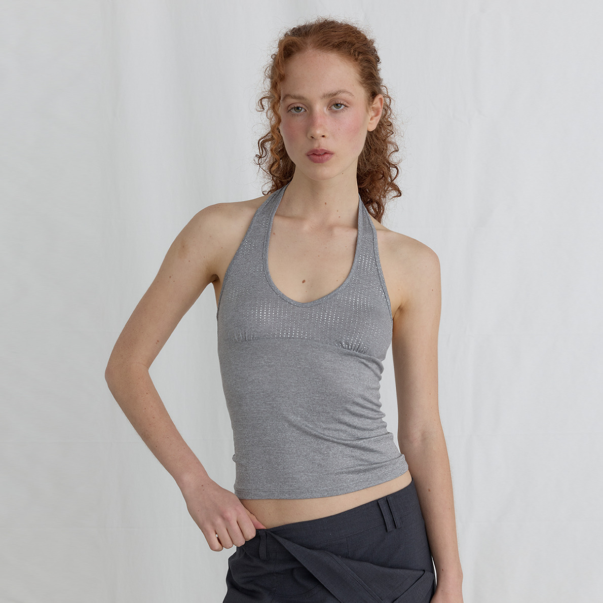 [단독~5/22]SPARKLE HALTER TOP - GREY - HAGO(하고)