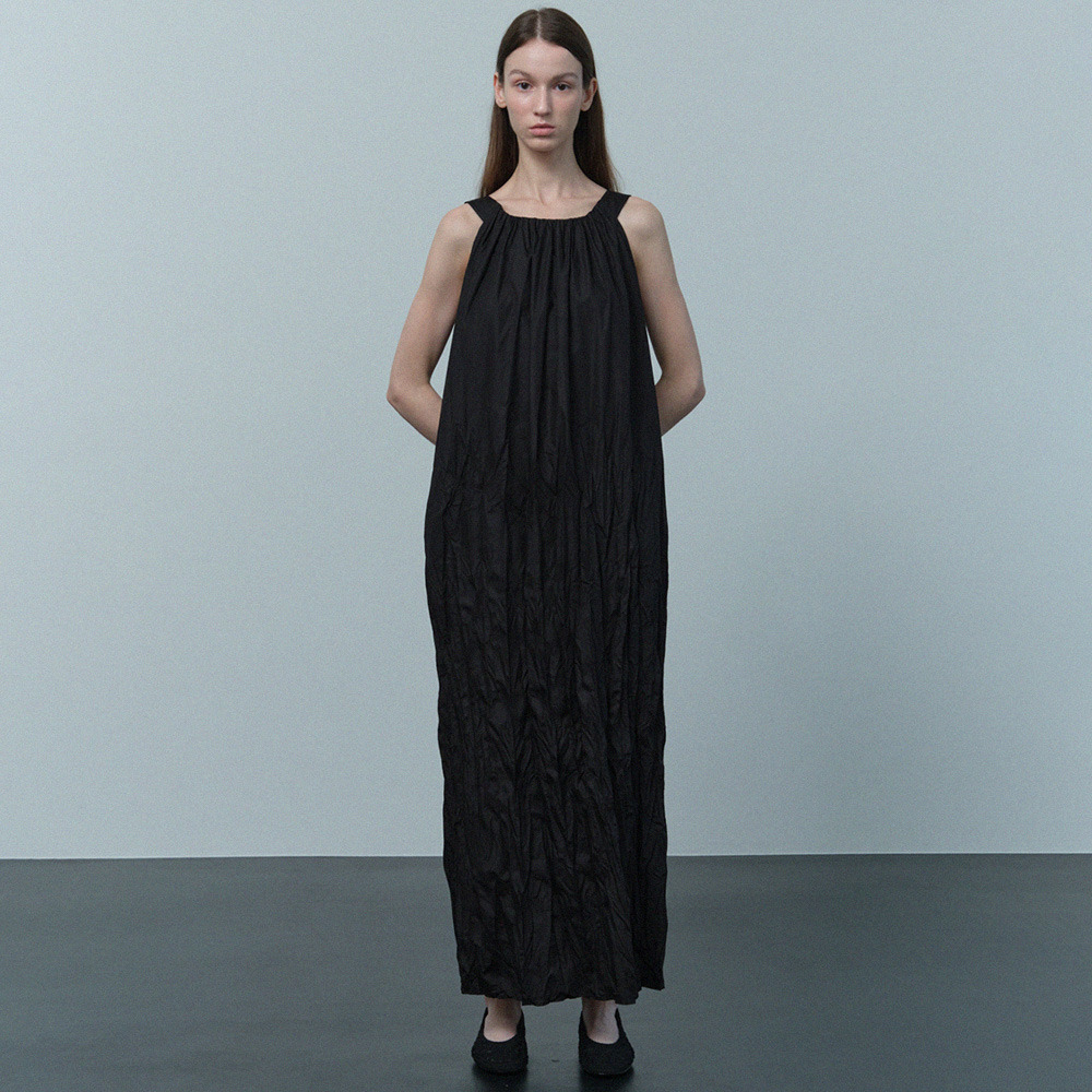 wrinkled shirring ops (black) - HAGO(하고)