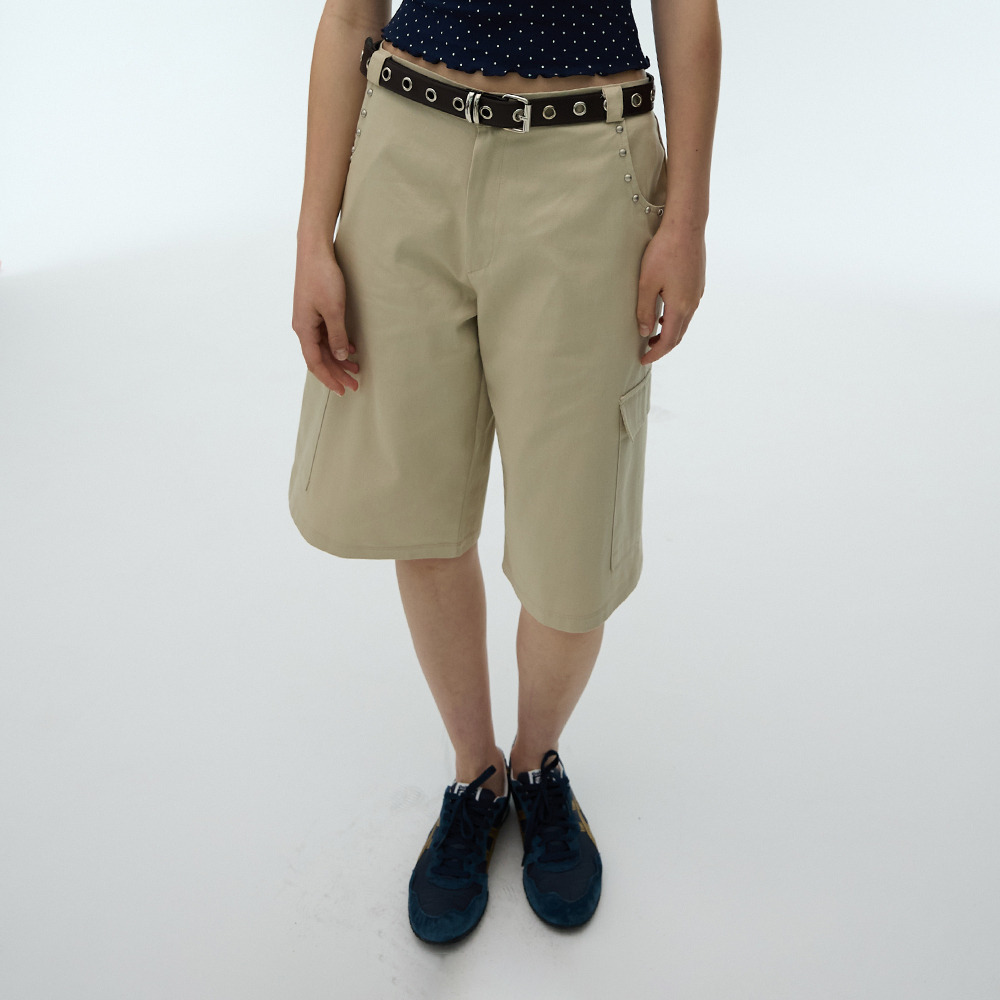 STUD POCKET BERMUDA PANTS - BEIGE - HAGO(하고)
