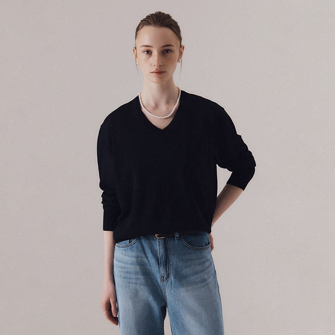 Fine sheer v-neck pullover knit (NAVY) - HAGO(하고)