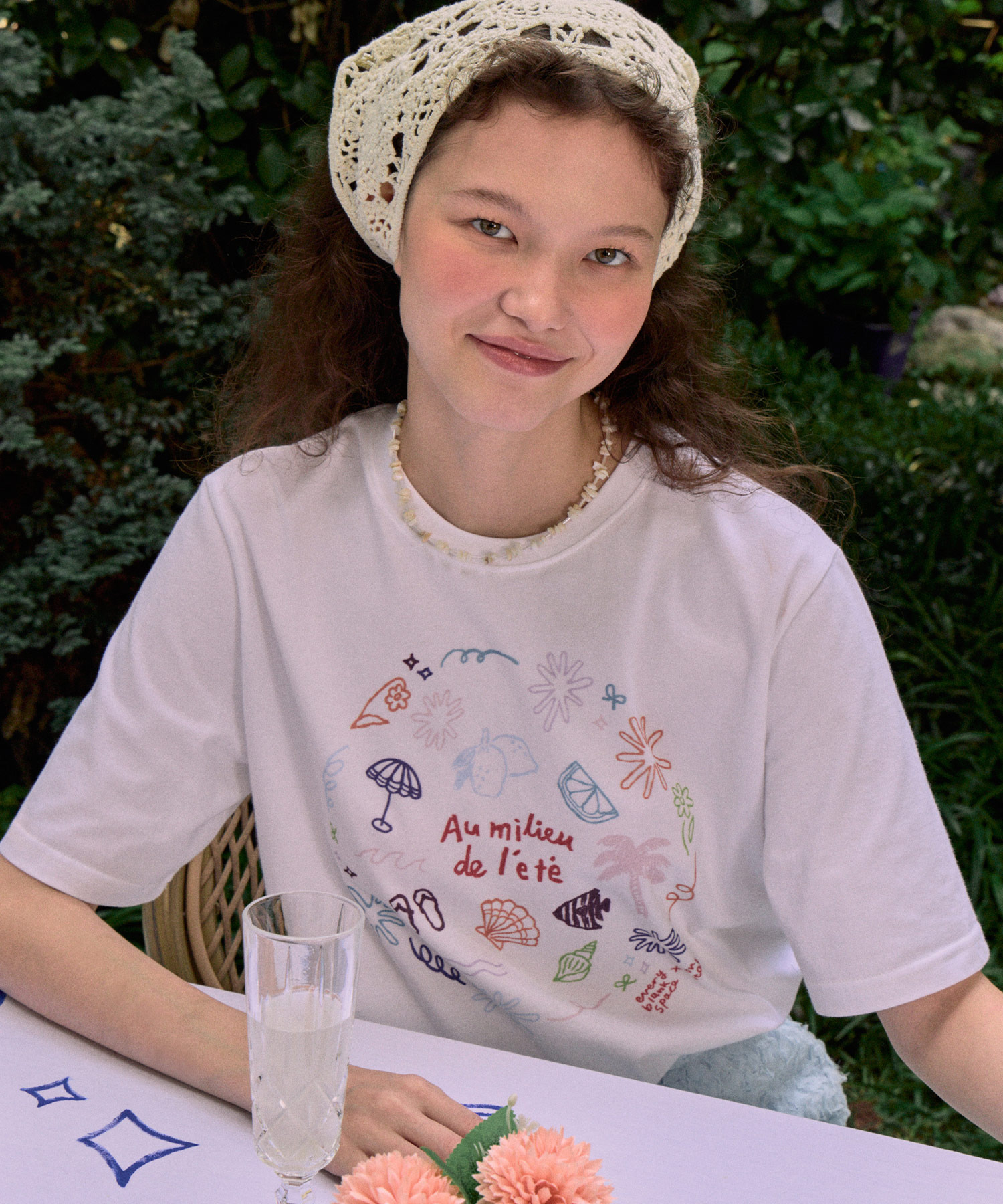 [논로컬 X 이하여백] Coloring Seaside Hand Drawing T-shirt - White - HAGO(하고)