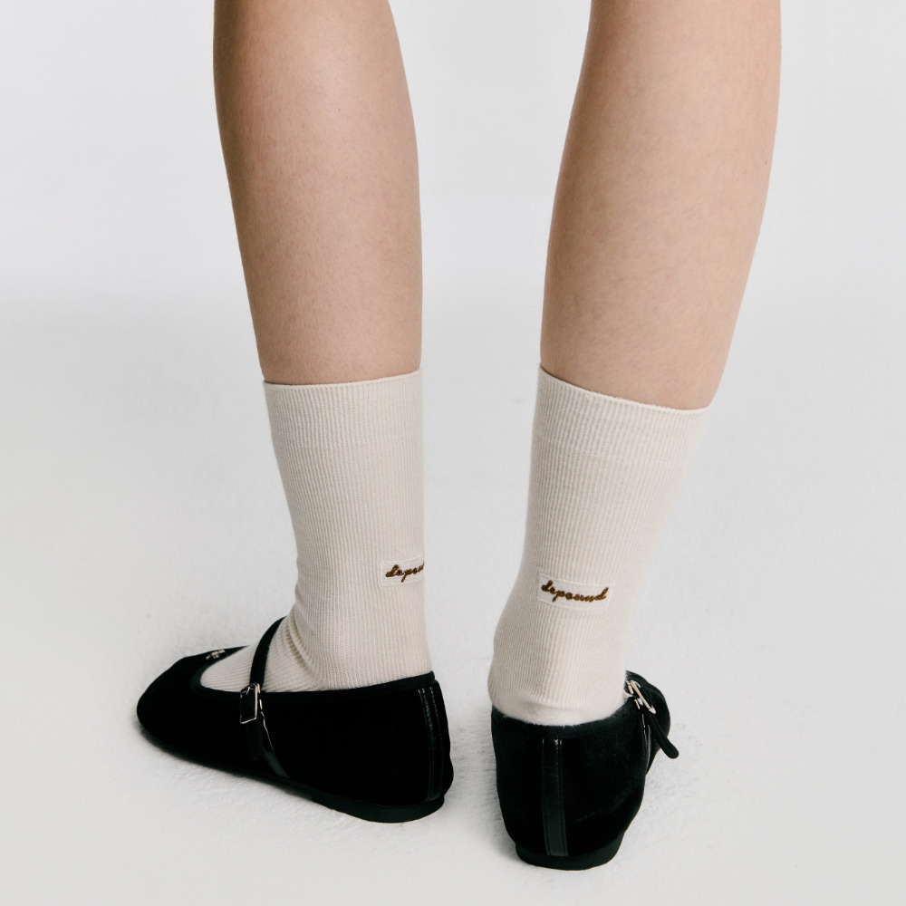 cursive logo socks - ivory - HAGO(하고)